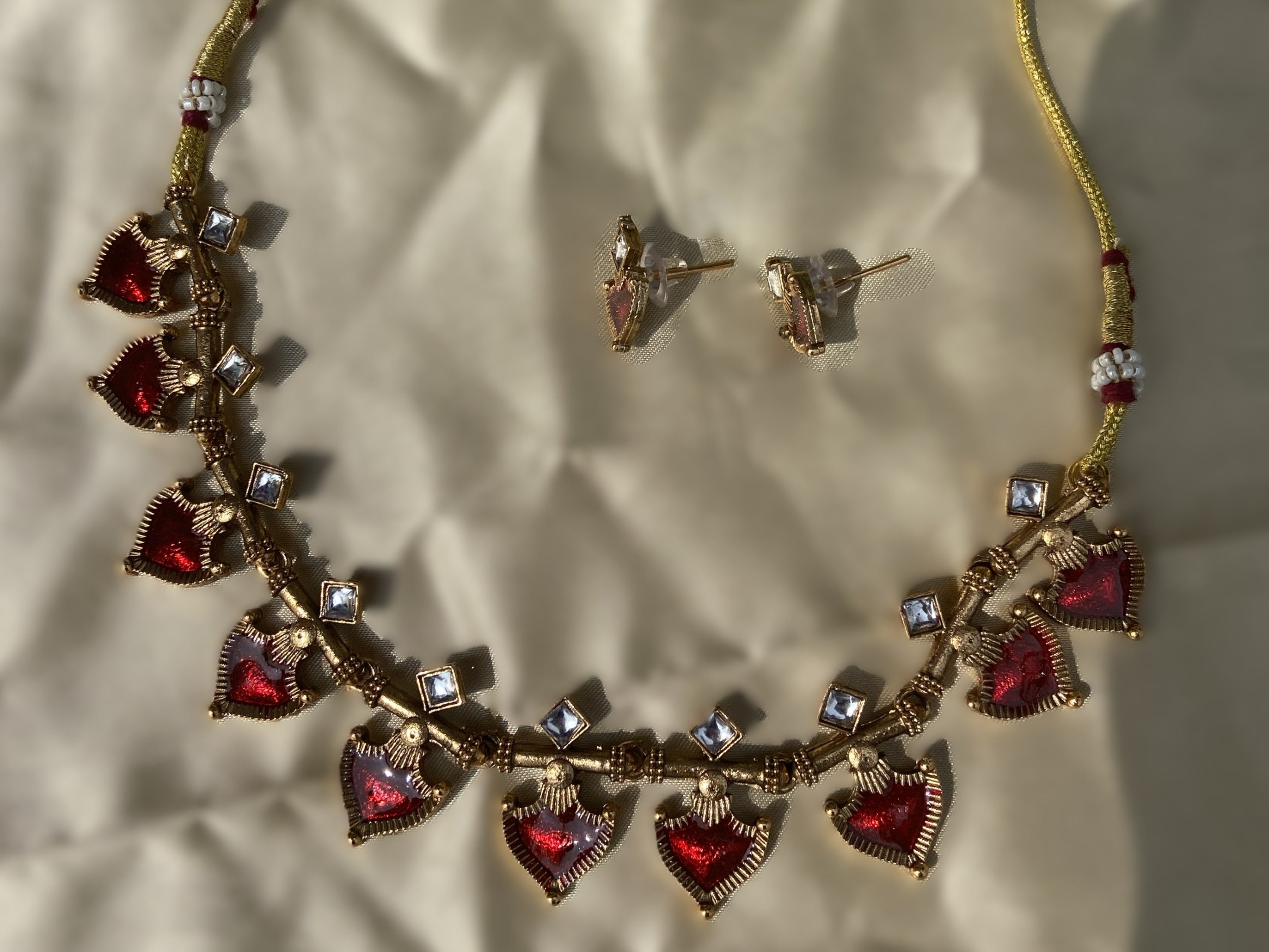 Red Ruthva Antique Jewellery Set – LOTUSBLISS